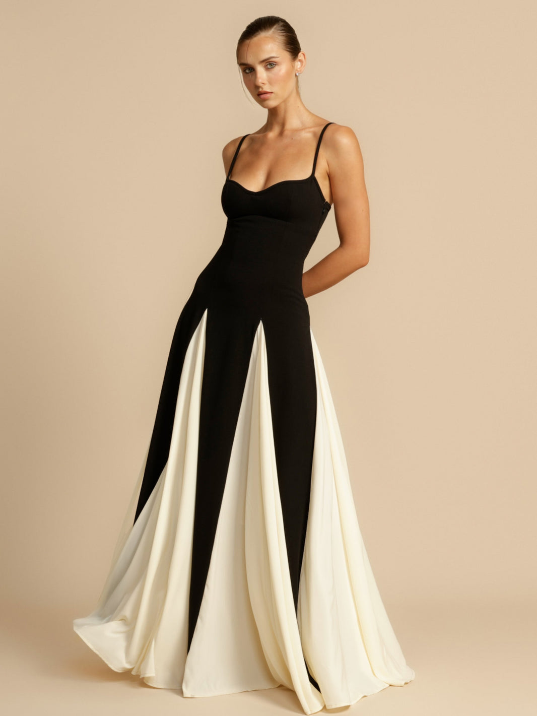 ARCINA ORI – FORMAL GALLERY